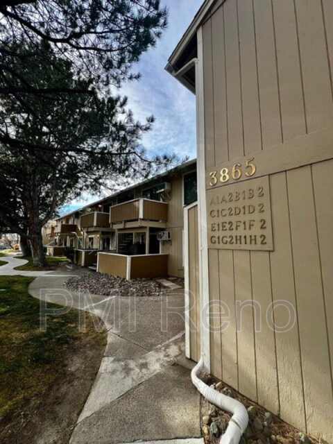 3865 E Leonesio Dr - Reno, NV apartments for rent