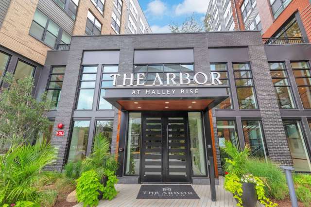 The Arbor at Halley Rise - Reston, VA apartments for rent