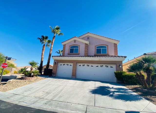 RHODES RANCH GUARD GATED GOLF COURSE COMMUNITY HOME WITH FIVE BEDROOMS ...