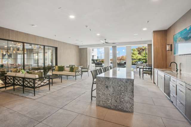 Carlow Wind Watch - Hauppauge, NY apartments for rent