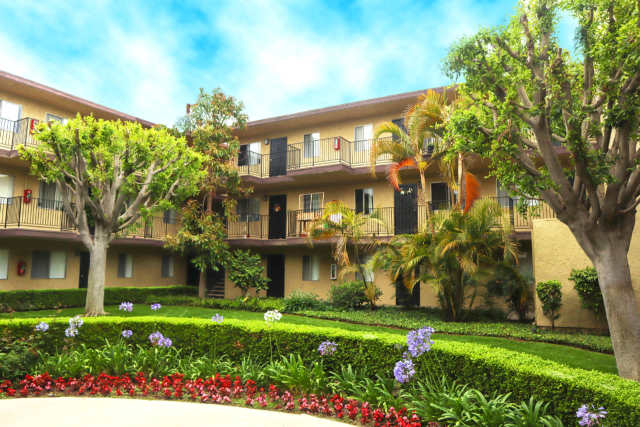 Orange Terrace Apartments - Long Beach, CA apartments for rent