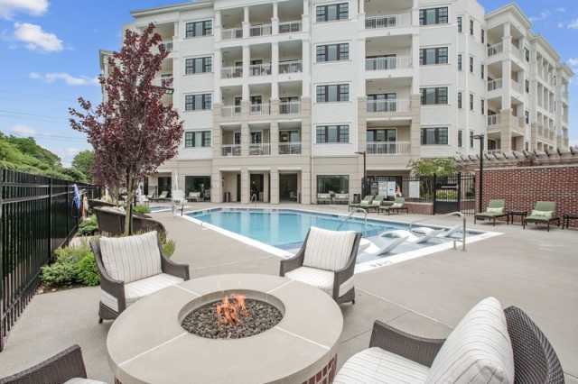 Carlow Wind Watch - Hauppauge, NY apartments for rent