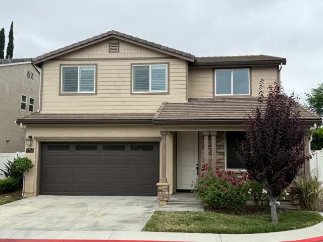 Reseda Ranch 5 bedroom 3 bath house! - Los Angeles, CA apartments for rent